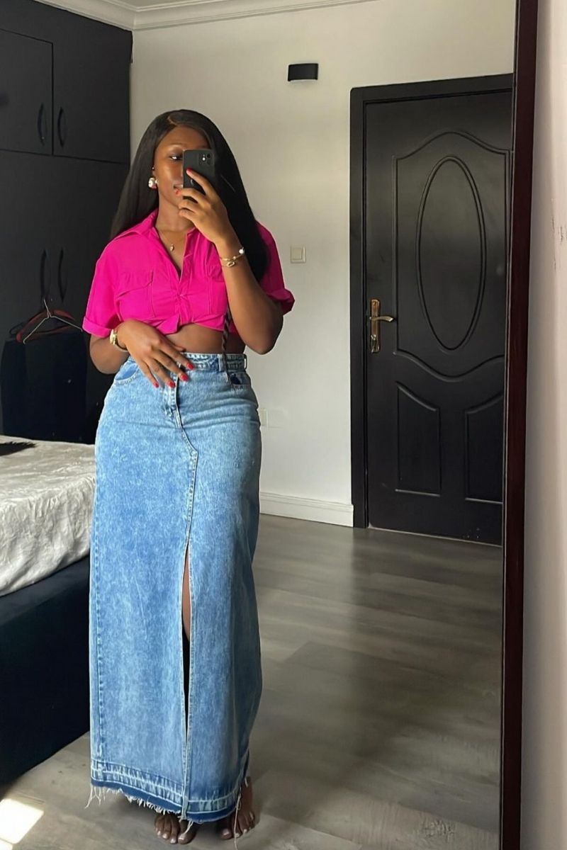 23 Effortless Denim Maxi Skirt Outfit Ideas For Every Occasion ...