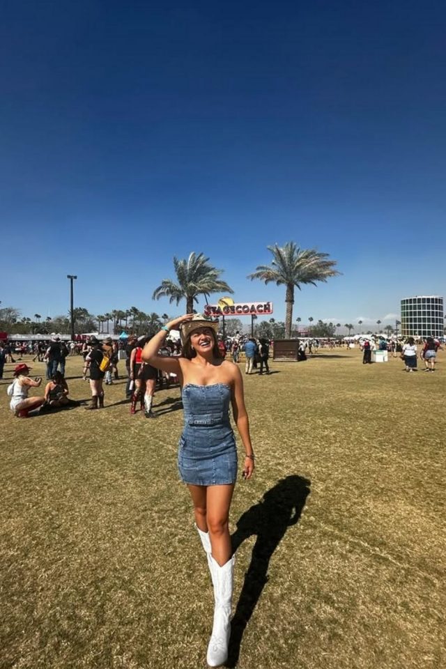 20+ Stagecoach Outfit Ideas: What to Wear to the Ultimate Country Music ...
